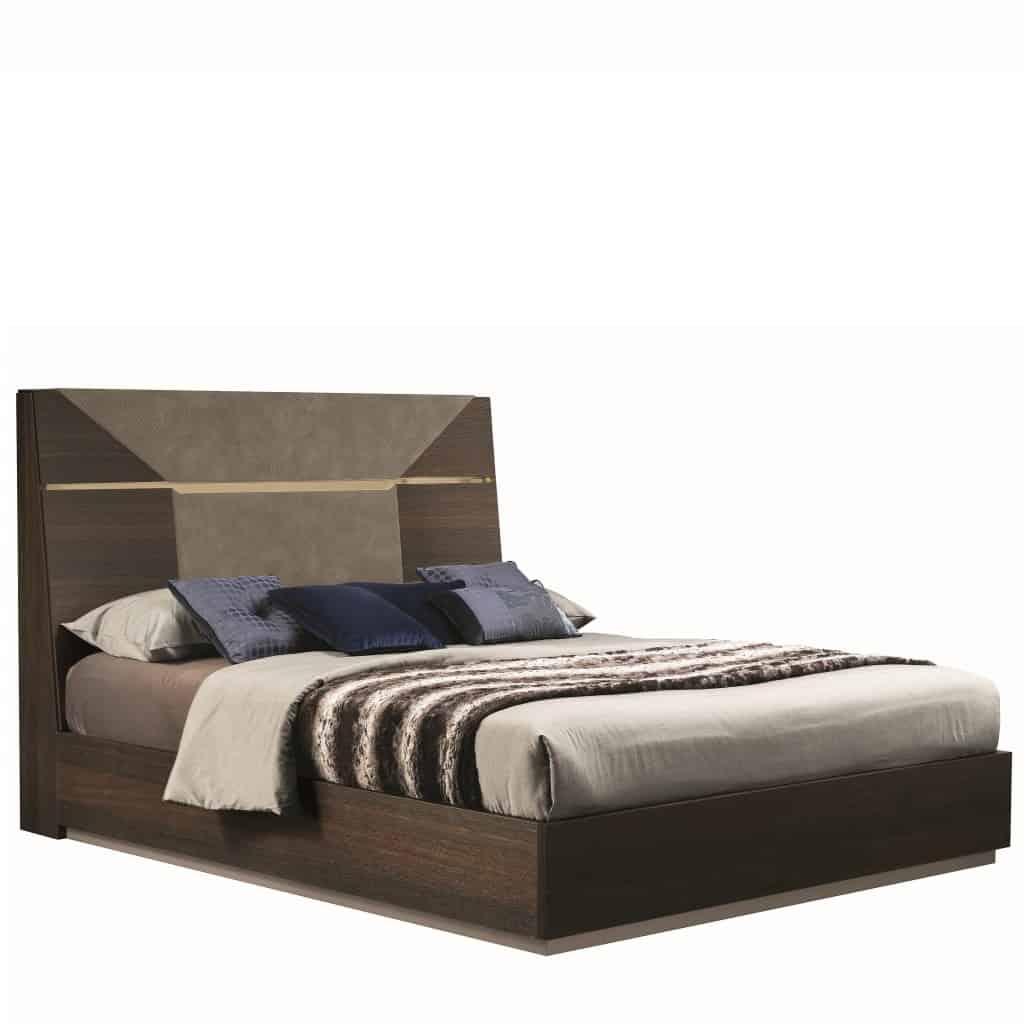 TDR Platform Bed - House of Denmark